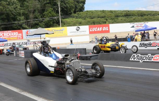 Geezers Drag at Maple Grove Raceway - Drag Racing Action Online