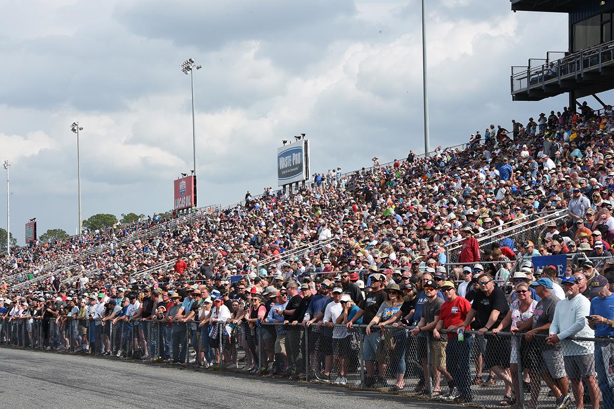 A Dying Sport - Drag Racing Action Online