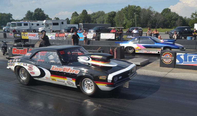 RACERS PIG OUT AT UNCLE BUCK - Drag Racing Action Online