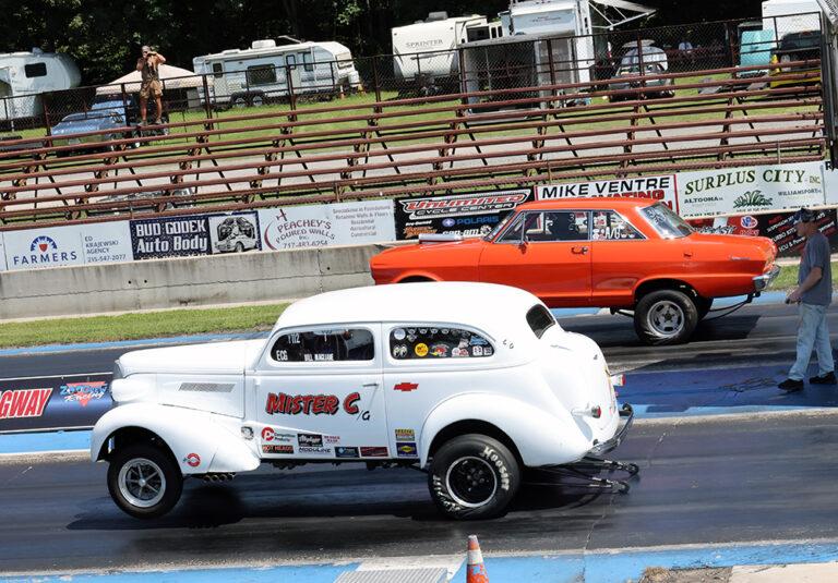 Nostalgia Drags at Beaver Springs - Drag Racing Action Online