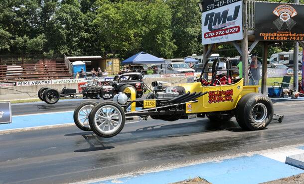 Nostalgia Drags at Beaver Springs - Drag Racing Action Online